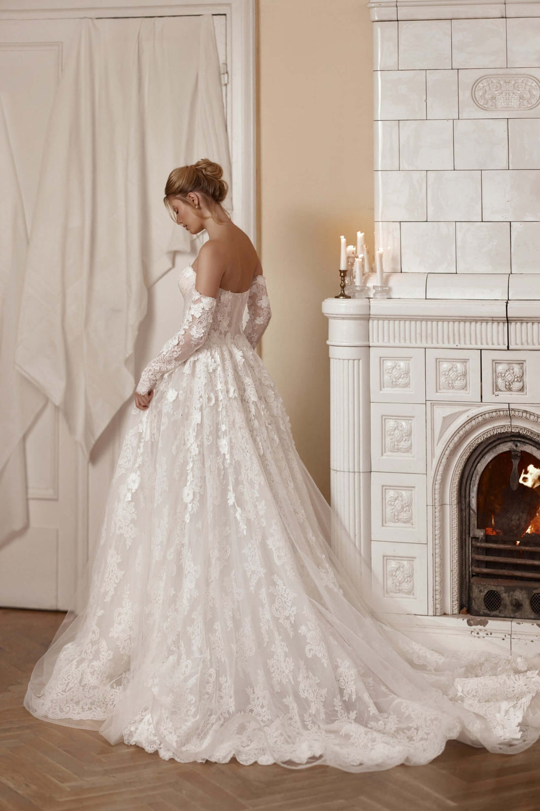 Brautkleider online kaufen bei LÈNAIA Bridal – LÉNAIA Bridal