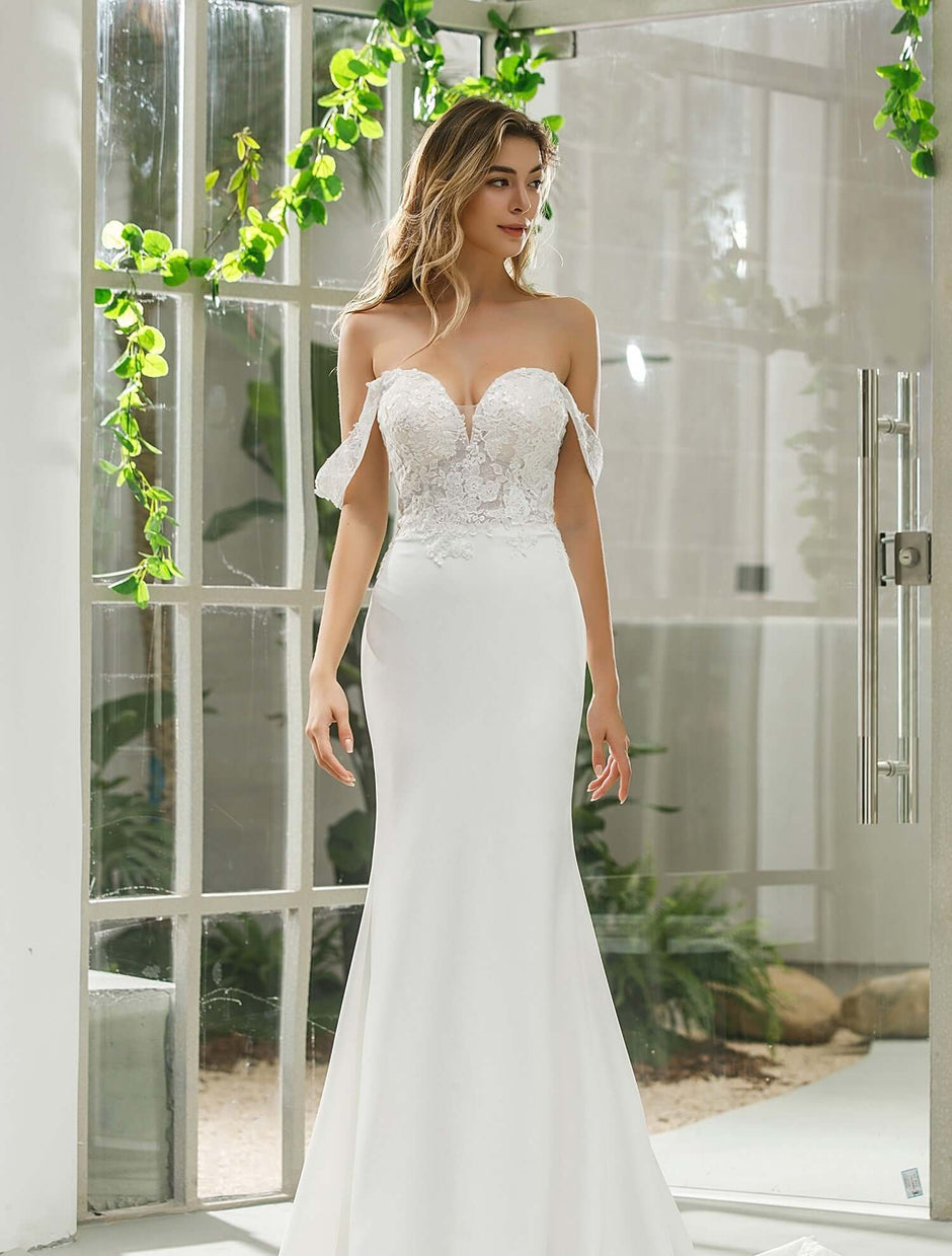 Brautkleider online kaufen bei LÈNAIA Bridal – LÉNAIA Bridal